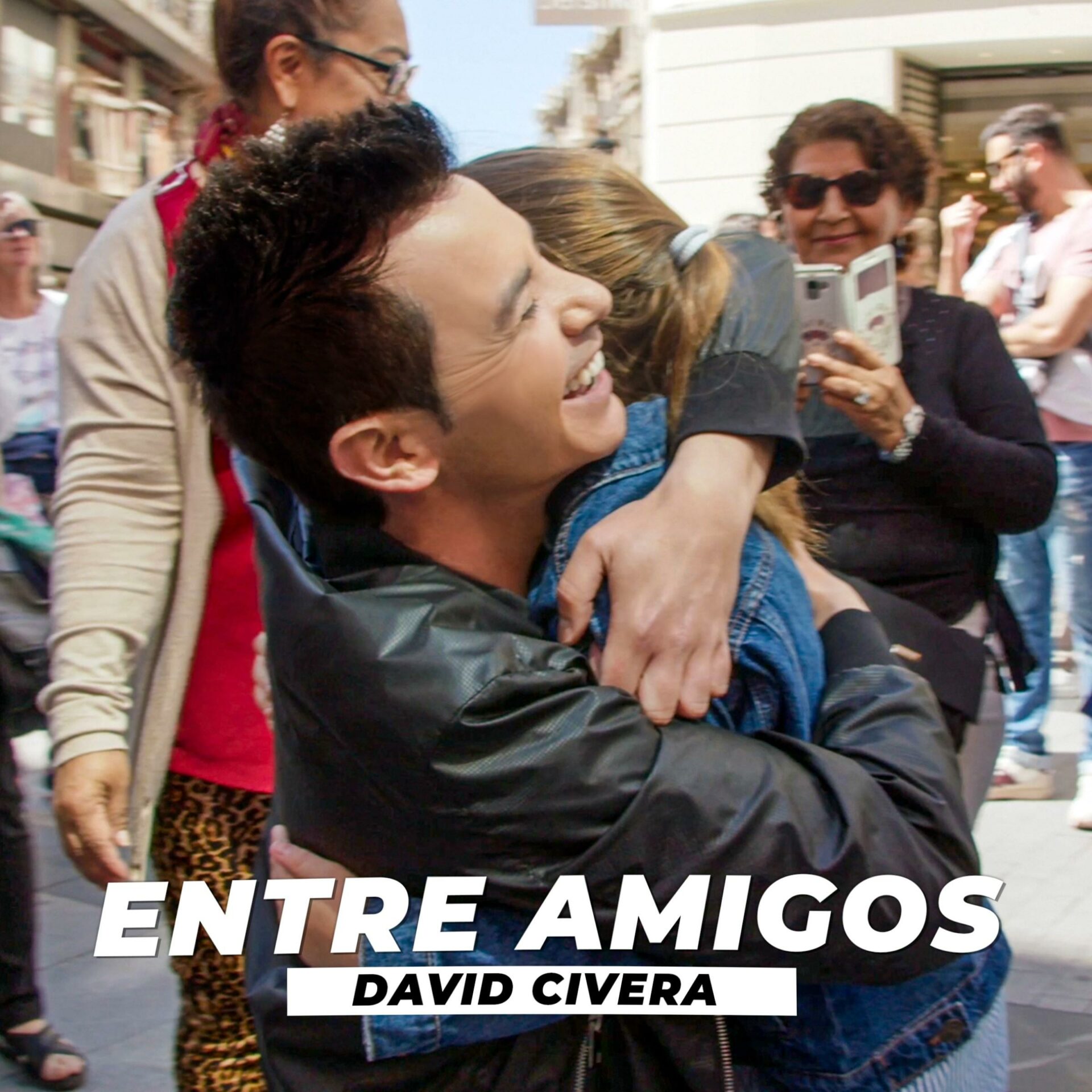 David Cibera presenta su nuevo single “Entre amigos”