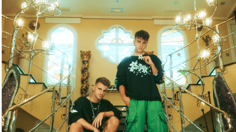 ADEXE Y NAU EN 2022 ROMPIENDO RÉCORDS EN TIK TOK