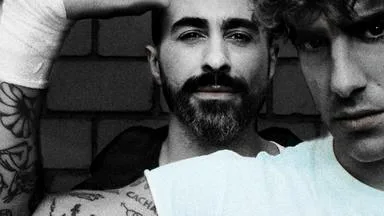 Álvaro de Luna y Rayden presentan su última canción, 'Sin antifaz'